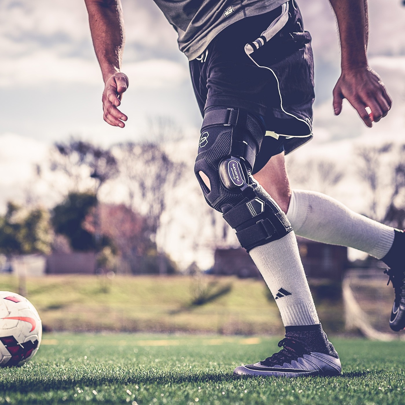 Bionic FullStop Hinged Knee Brace